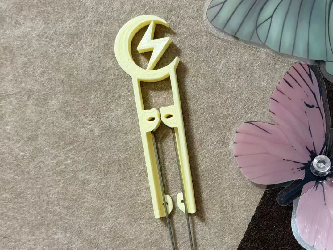 Moon Lightning Perler Bead Pen - Free 3D Print Model - MakerWorld