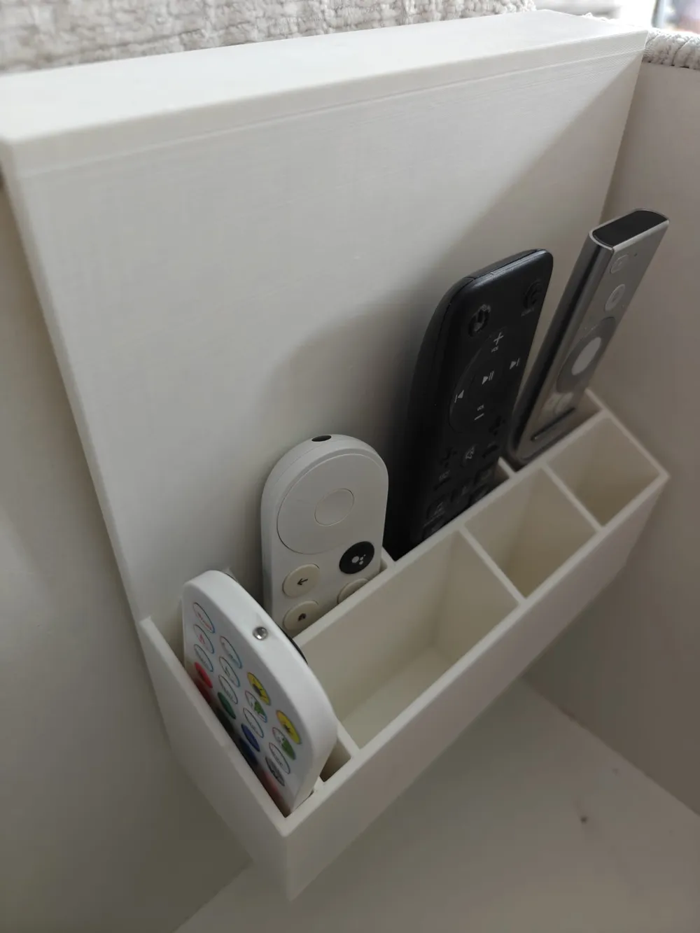 Hanging Remote Control Holder - Free 3D Print Model - MakerWorld