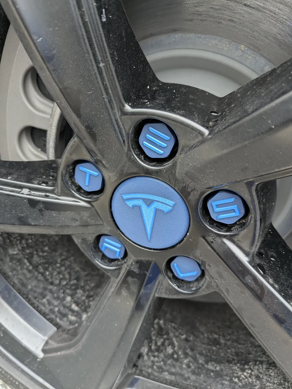 Tesla Model Y Junpier 2025+ - wheel covers - Free 3D Print Model ...