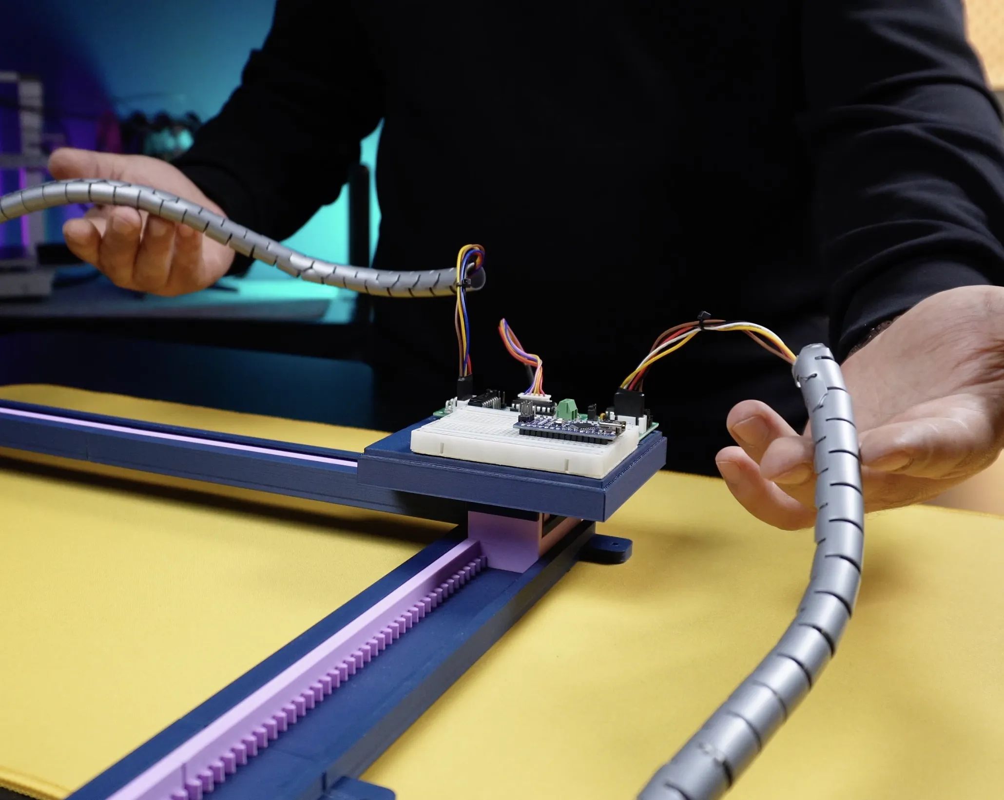 Build a Simple 3D CNC Plotter - Free 3D Print Model - MakerWorld