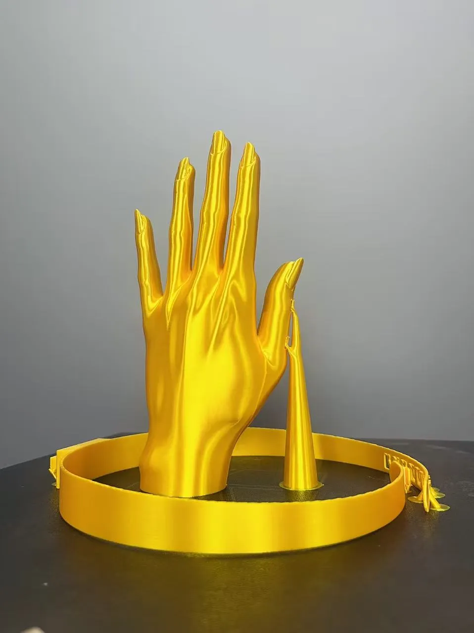 Shade Hand Hat, delicate hands that shade you - Free 3D Print Model ...