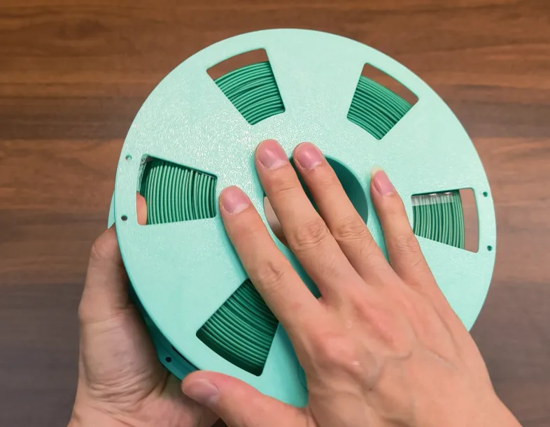 Bambu Lab carrete (réplica oficial) pero con versión de ahorro de ...