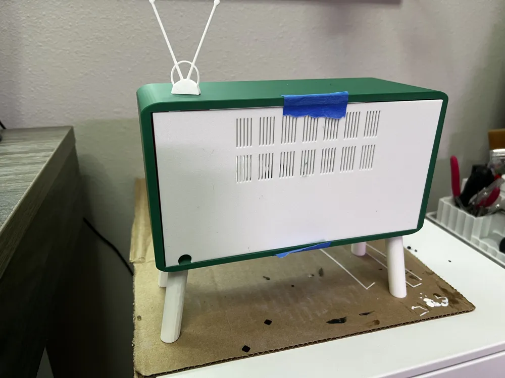 Retro TV - Free 3D Print Model - MakerWorld