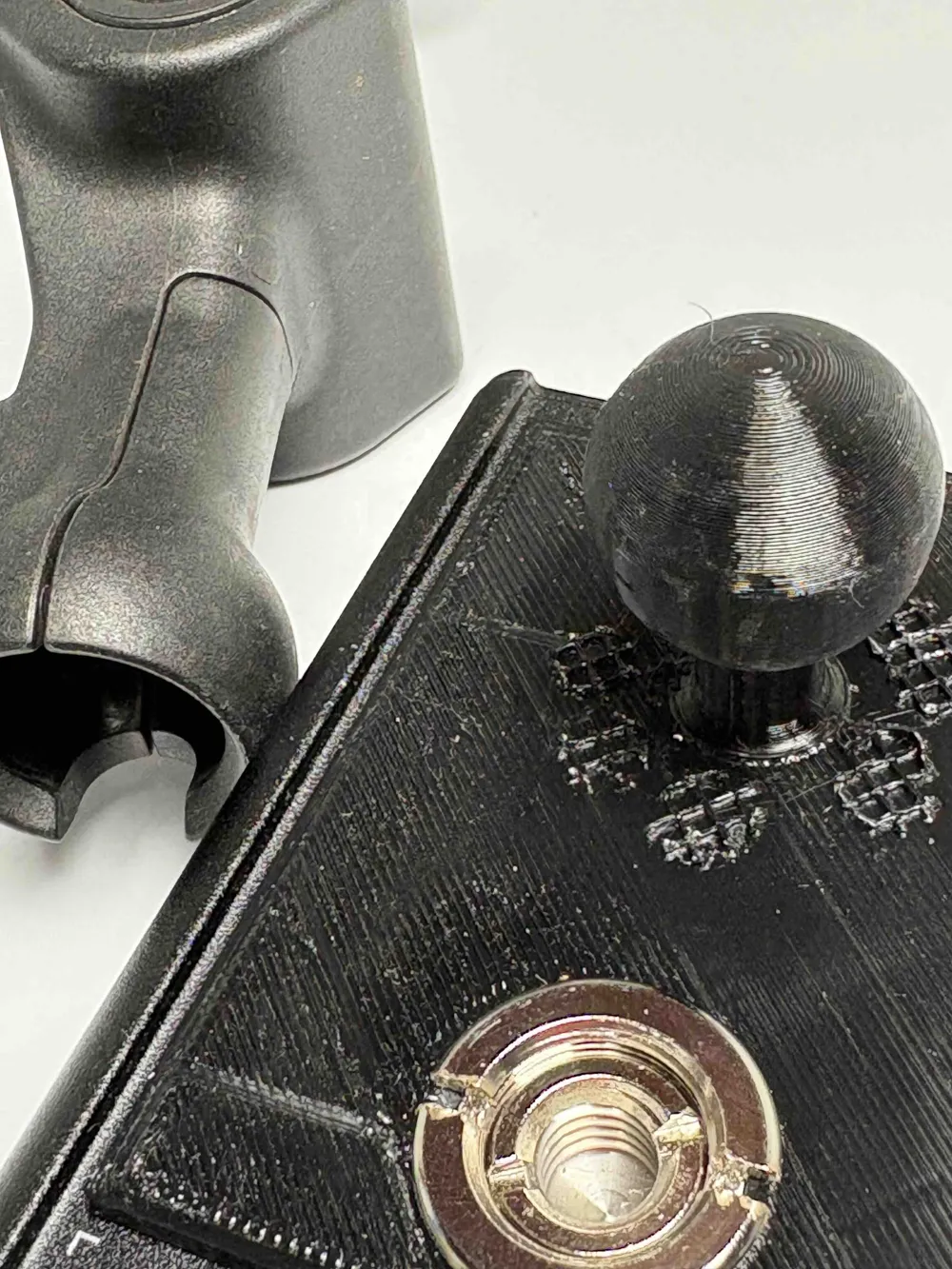 Behringer P1 25mm ball mount for microphone stand - Free 3D Print Model ...