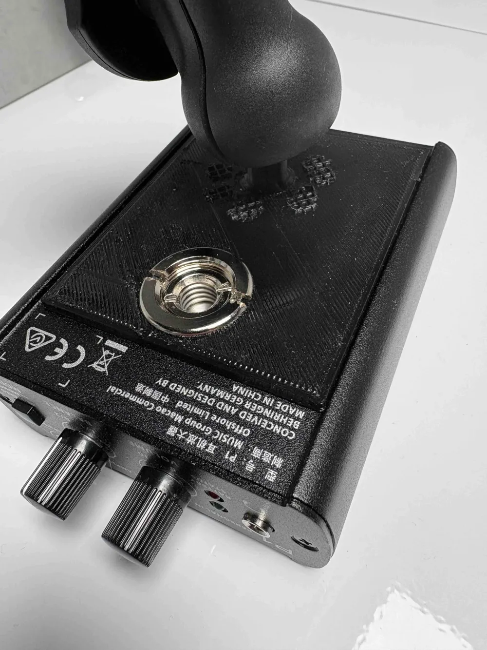 Behringer P1 25mm ball mount for microphone stand - Free 3D Print Model ...