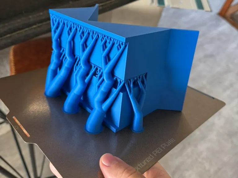 Rigid palm router corner spline jig for Dewalt - Free 3D Print Model ...