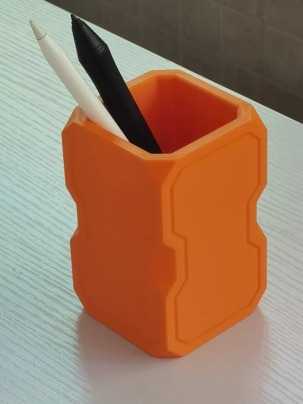 Cyberpunk Pen Holder - Free 3D Print Model - MakerWorld