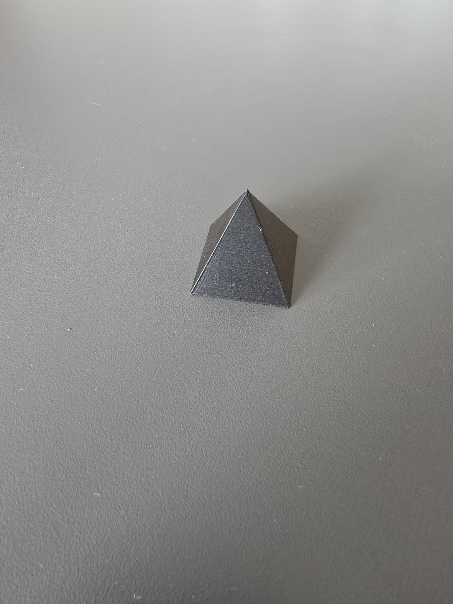 Pyramide - Free 3D Print Model - MakerWorld