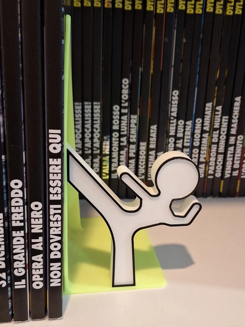 FERMALIBRI KEITH HARING STYLE KARATEKA – BOOKEND - Free 3D Print Model ...