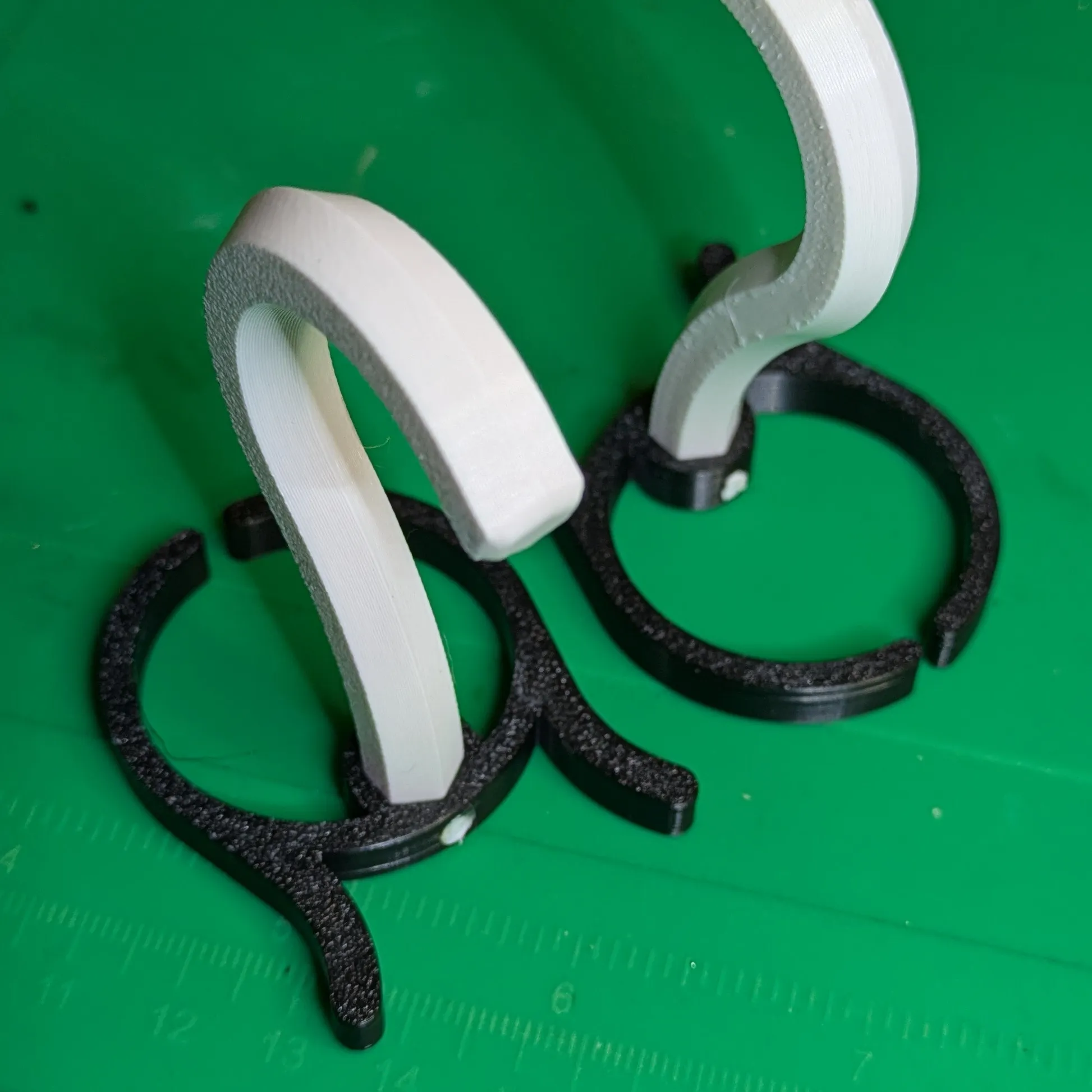 Dragon Hanger for Vendors - Free 3D Print Model - MakerWorld