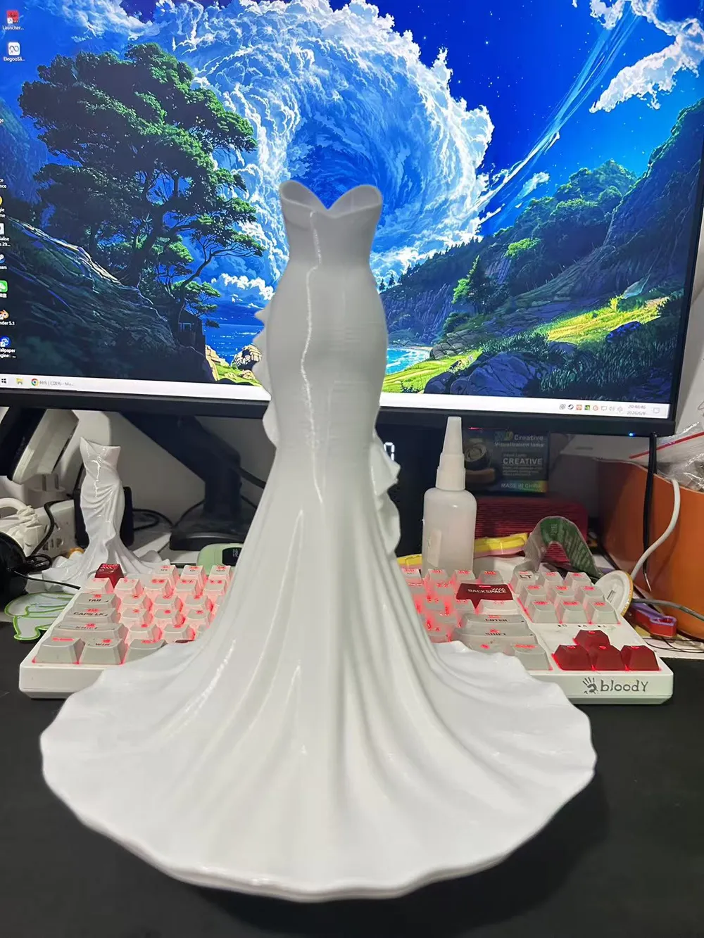 Strapless Mermaid Wedding Dress Vase, Lacy Version, no supports - Free ...