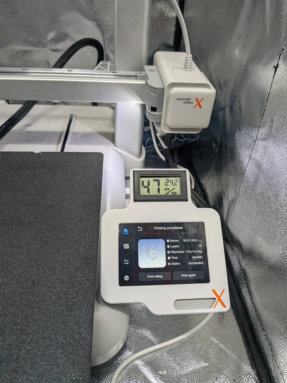 Kobra X Bildschirm + Hygrometer – Kostenloses 3D-Druckmodell – MakerWorld