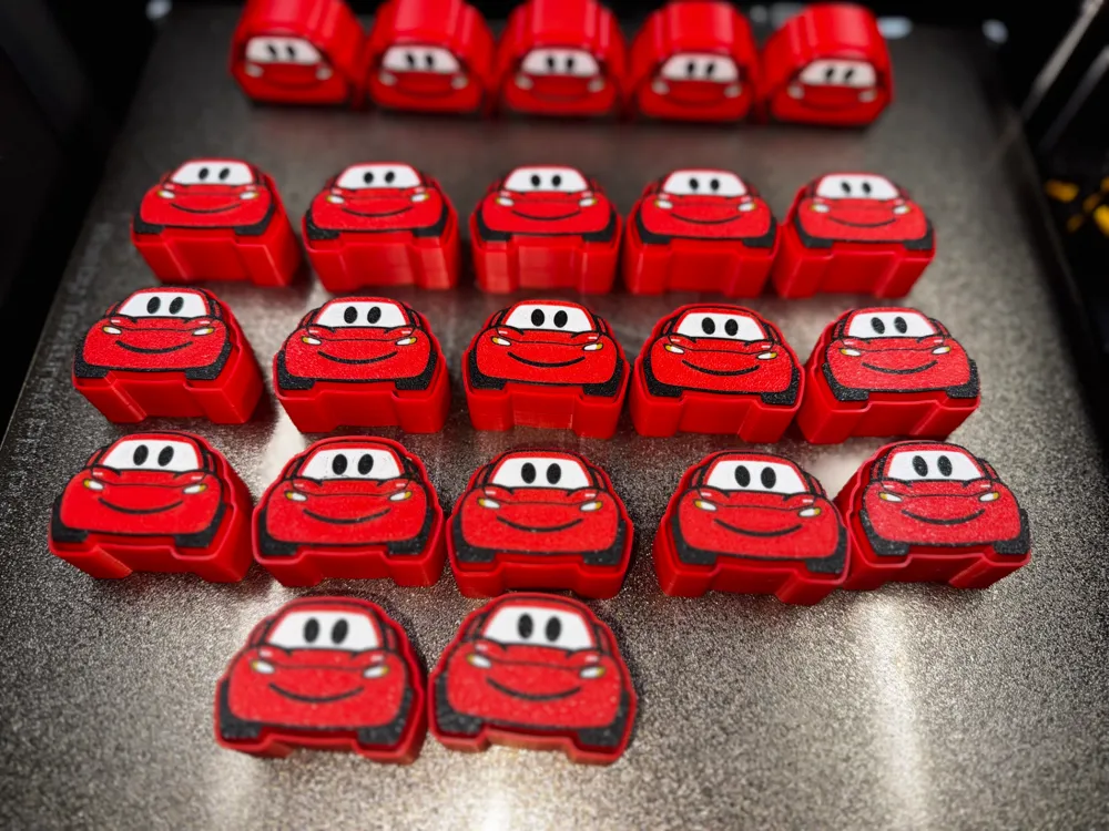 lightning McQueen clicker - Free 3D Print Model - MakerWorld