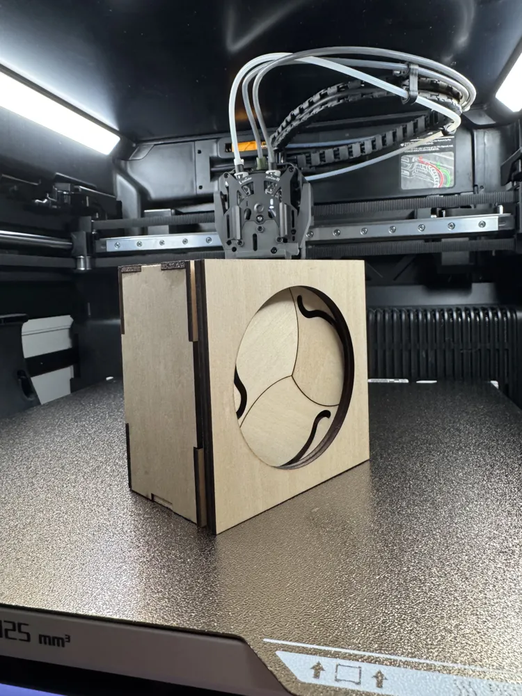 Iris box by cpbf MakerWorld: Download Free 3D Models