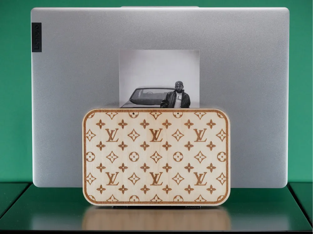 LV Laptop Stand by Sakul MakerWorld: Download Free 3D Models