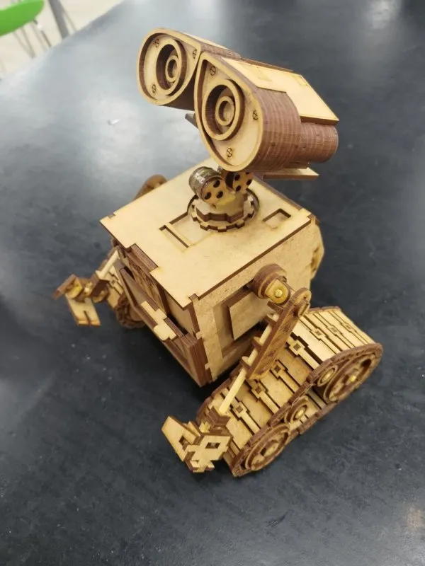 Wall-E Robot Model by Nyko MakerWorld: Download Free 3D Models