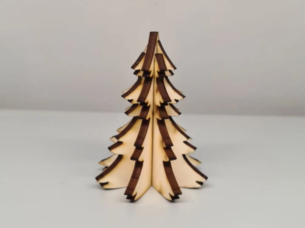 Small Christmas Tree by Red Yoda MakerWorld: Download Free 3D Models