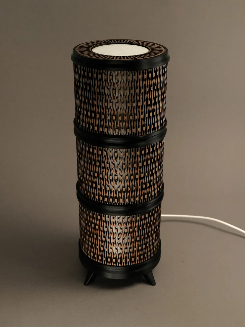 Lattice Glow Lamp by Sakul MakerWorld: Download Free 3D Models