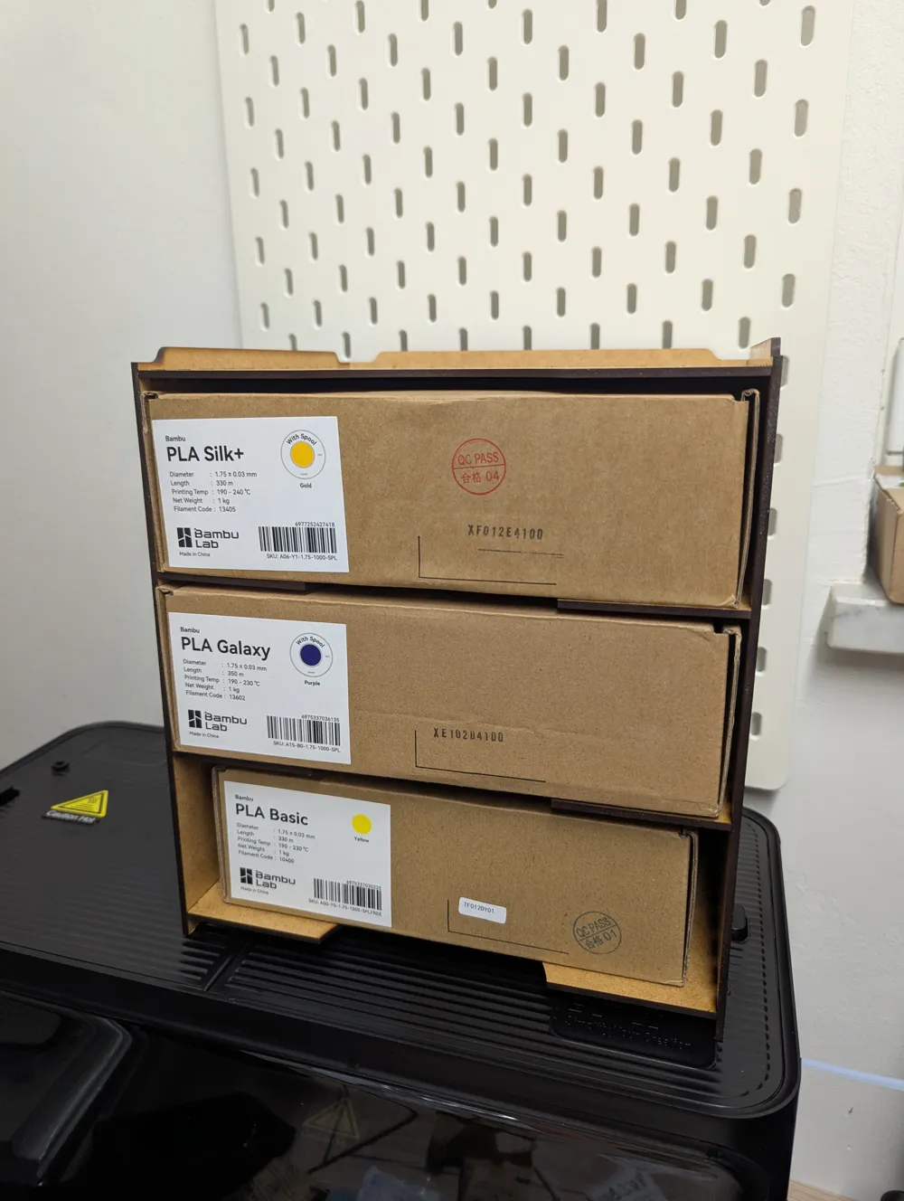 Stackable Filament Shelf / 3mm Wood by Tybalt MakerWorld: Download Free ...