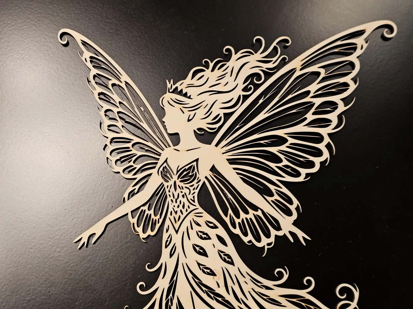 Art Mural Silhouette de Fée Détaillée par Azrael MakerWorld ...