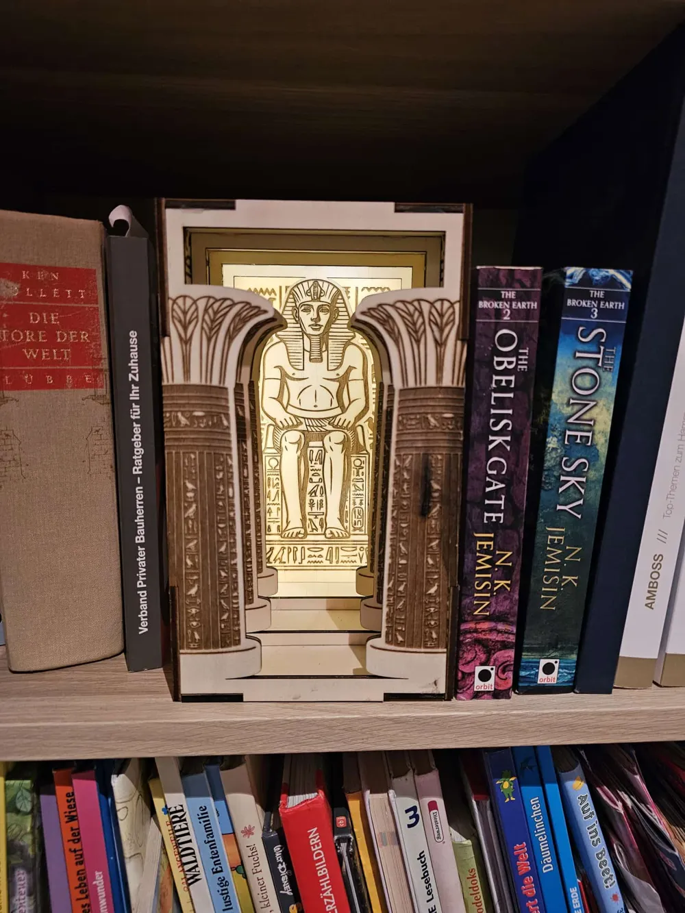 Pharaoh Temple: Illuminated Book Nook Egypt by Azrael MakerWorld ...
