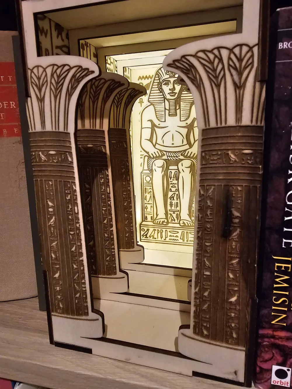 Pharaoh Temple: Illuminated Book Nook Egypt by Azrael MakerWorld ...