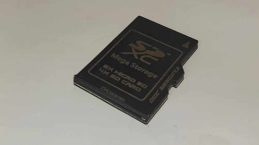 Porta schede SD e microSD – Custodia in legno tagliata al laser ...