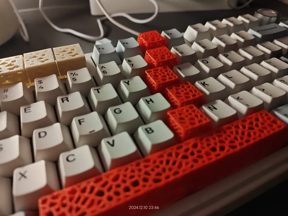 Hollow keycaps (R1|R2|R3), 1kg can make 1000 pieces by Huhhhh ...