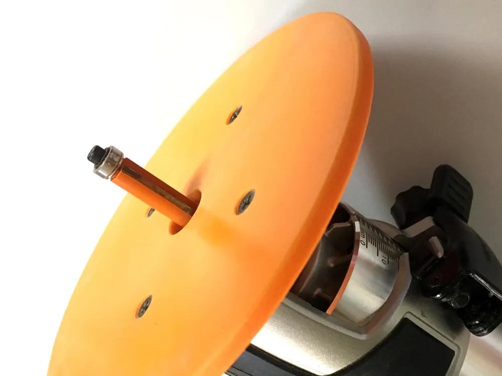 Makita RT0700 Extended Circual Base by Filip Honzárek - MakerWorld