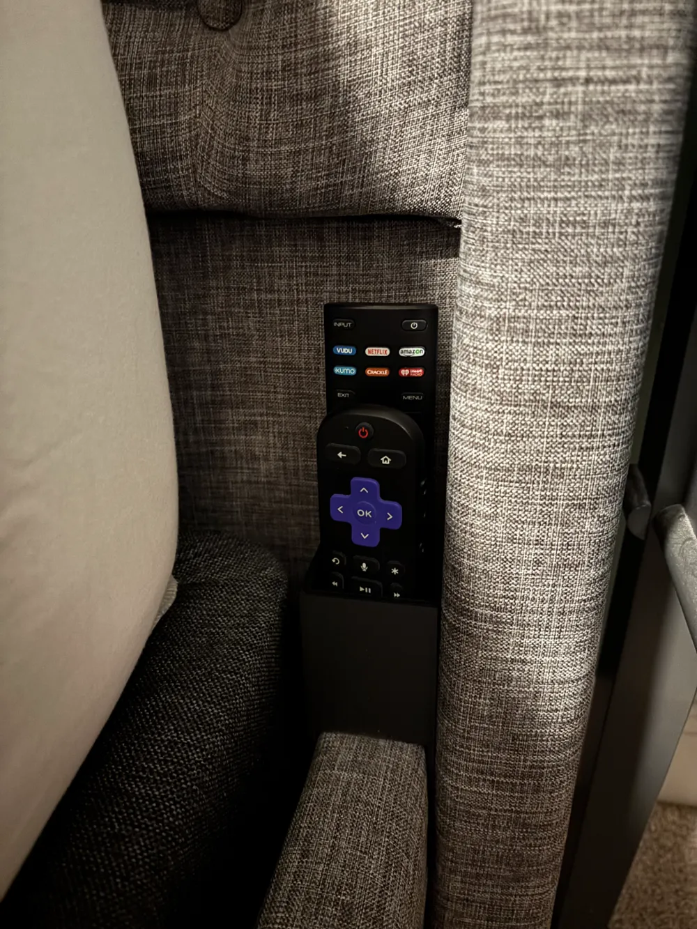 Bed Frame Remote Control Caddy - Double Holder by SuissaPrint - MakerWorld