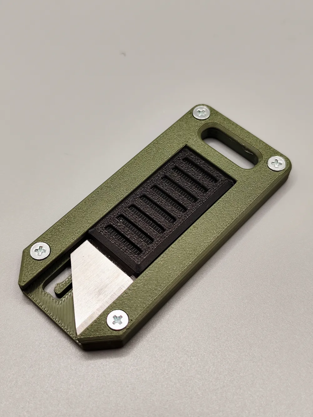 Utility knife Commando by fabio.becce23 - MakerWorld