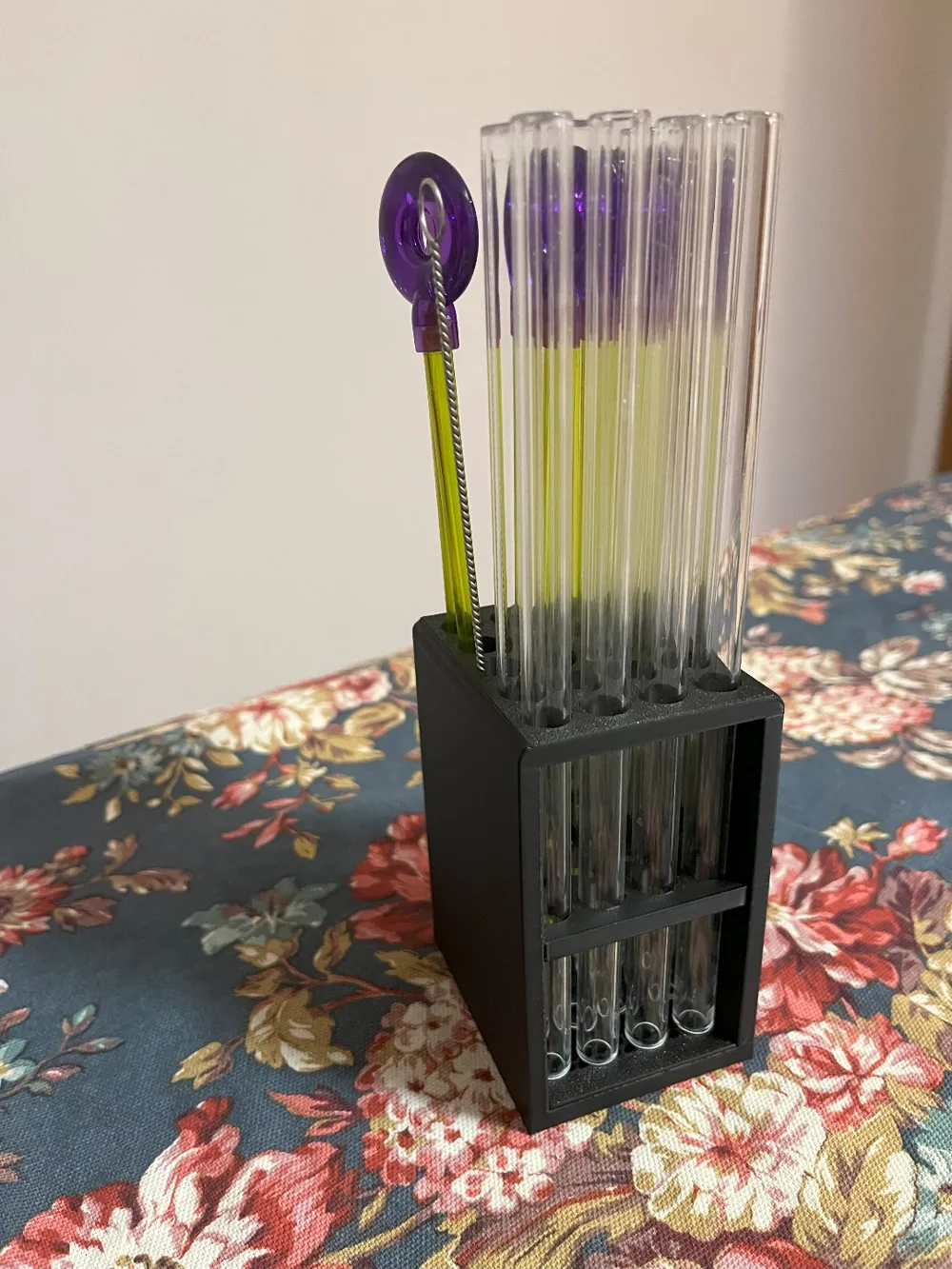 Reusable straw Holder / Pen Holder by Wallnuss MakerWorld: Download ...