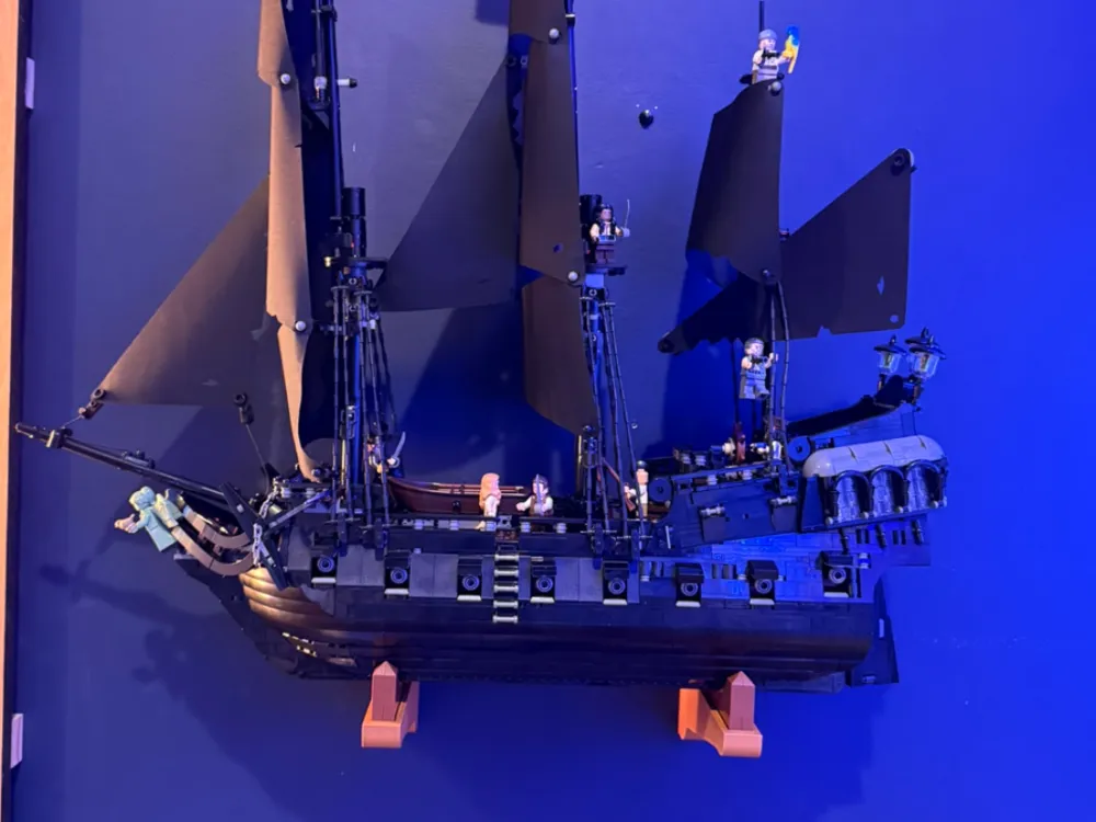 Wall Mount Brick Jack Sparrow's Pirate Ship 10365 - Free 3D Print Model ...
