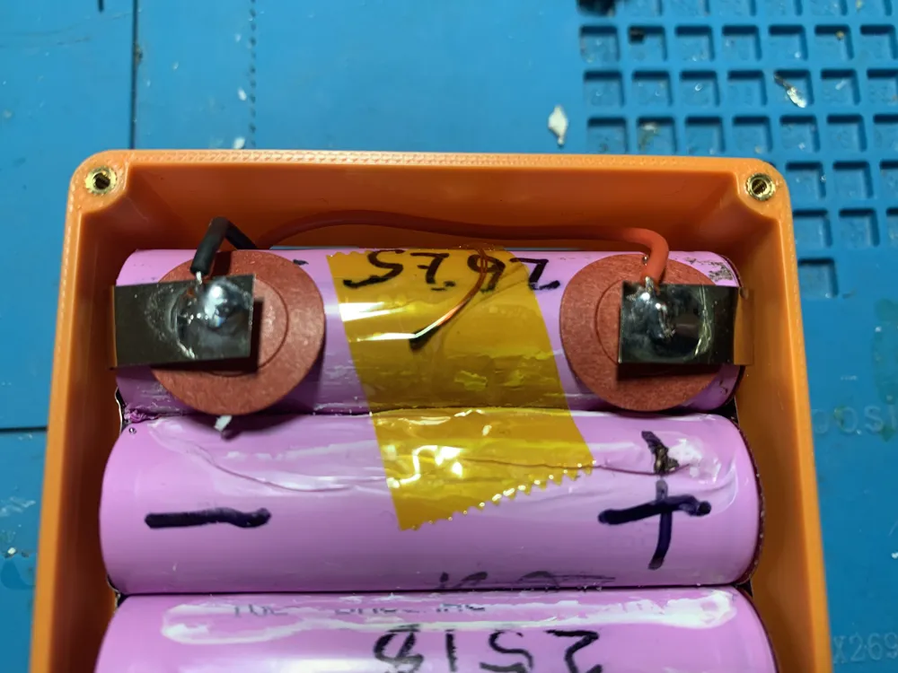 Battery Bank - 22.5w 18650 cells - Free 3D Print Model - MakerWorld