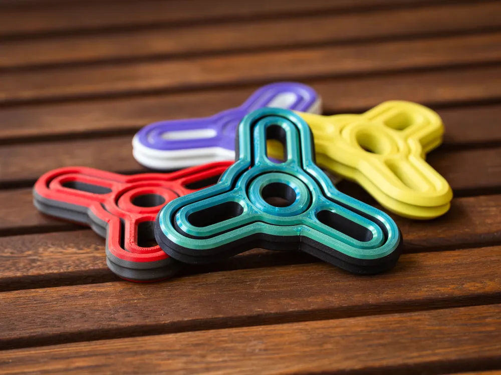 TriGyro Fidget Spinner - Print in place - Free 3D Print Model - MakerWorld