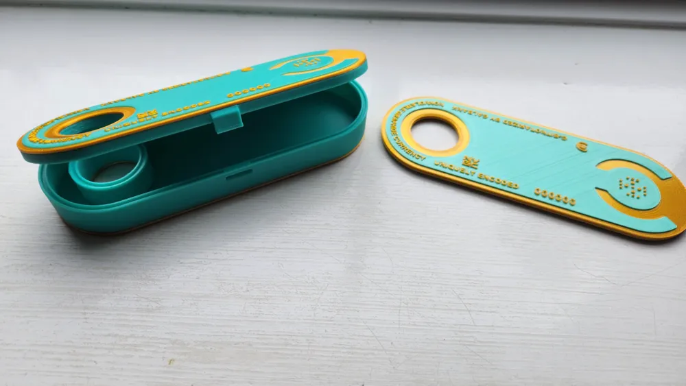 Starfield CredStick Case / Credstick prop by FilliFuu - MakerWorld