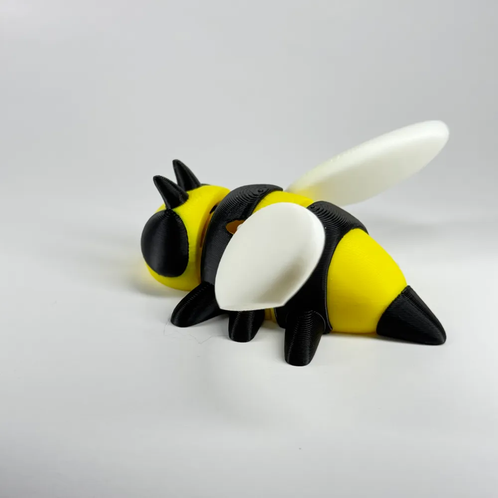 Articulated Bee! by Waffly3D MakerWorld: Download Free 3D Models