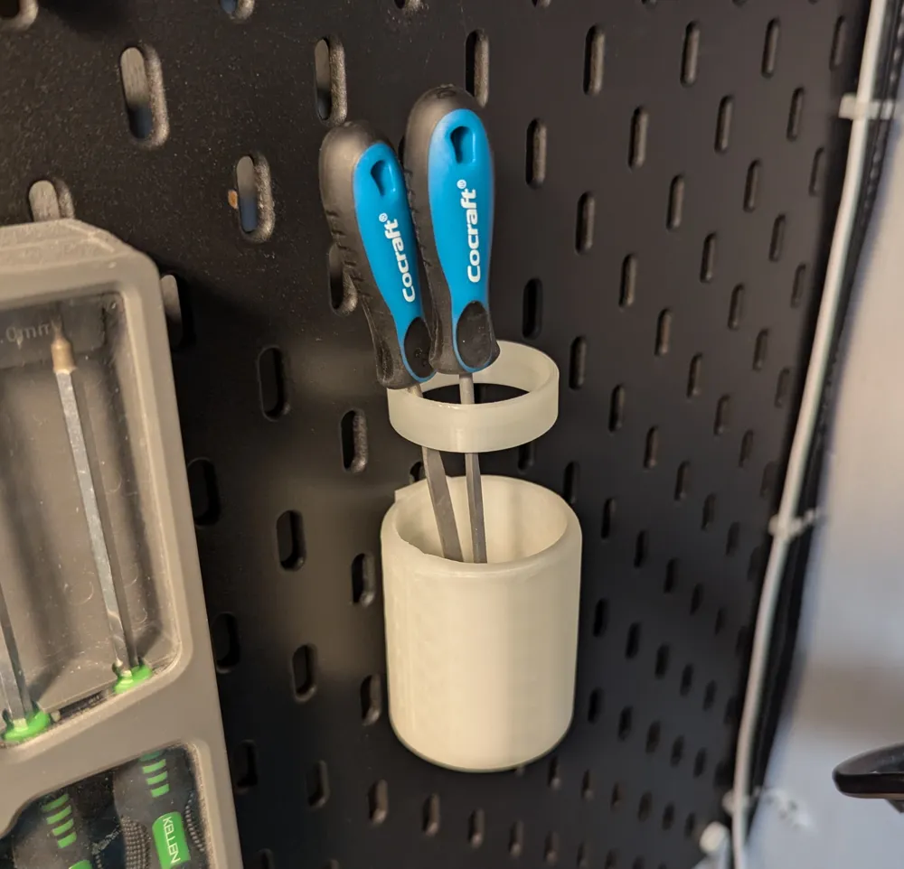 Skadis pen and tools holder by Automatiserar.se - MakerWorld