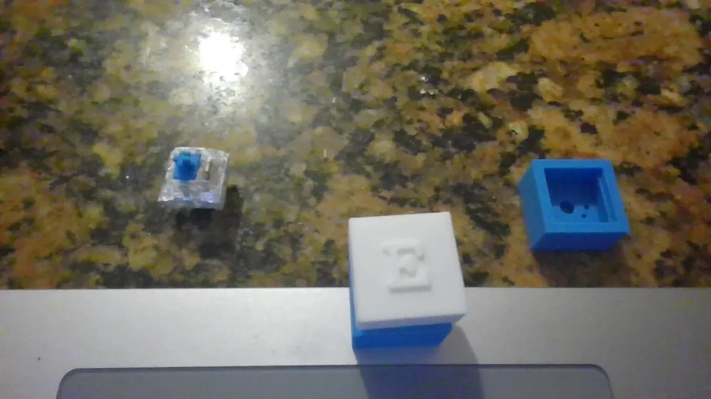 Letter E Fidget Clicker - Free 3D Print Model - MakerWorld