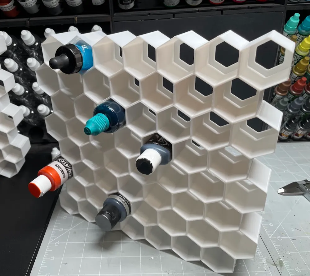 35mm honeycomb rack for Ikea Skadis by Octavio Alonso - MakerWorld