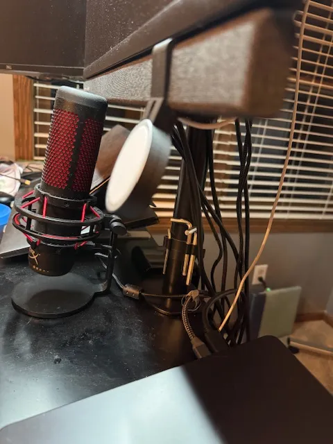 Dell C2422HE MS Teams Monitor Iphone Charger Clip - Free 3D Print Model ...