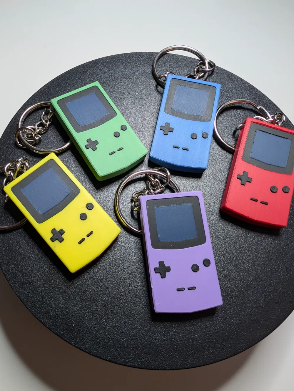 Gameboy keychain by Fabiolous Made MakerWorld: Download Free 3D Models