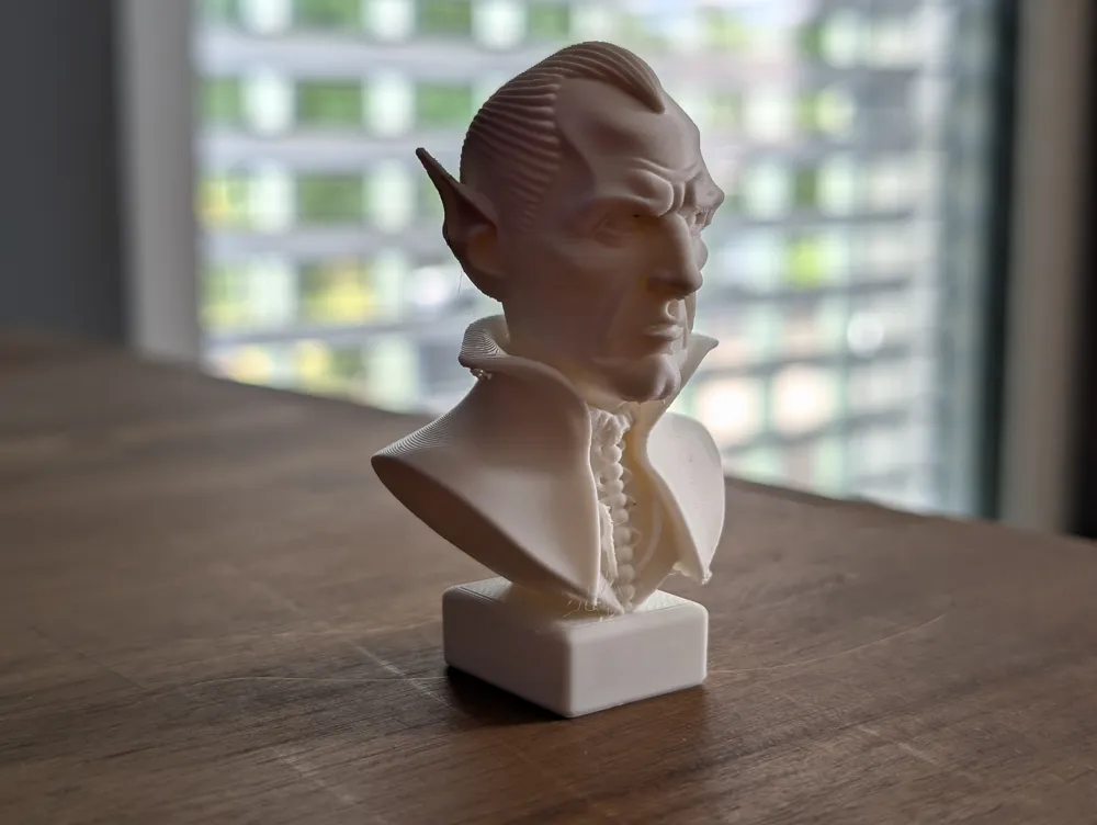 Vampire Lord Bust – Gothic Horror Sculpture by Cosa_93 MakerWorld ...