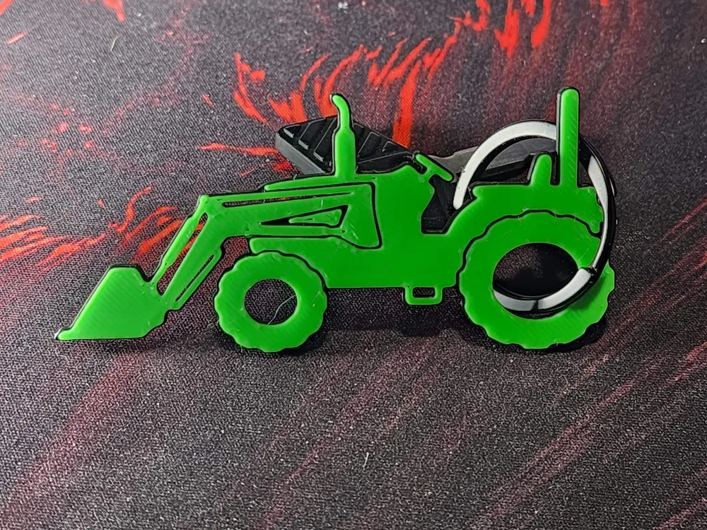 Tractor Keychain No AMS - Free 3D Print Model - MakerWorld