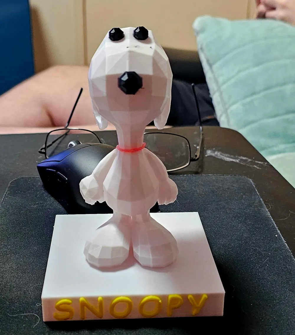 Snoopy on a stand Remixed by beamr39 - MakerWorld