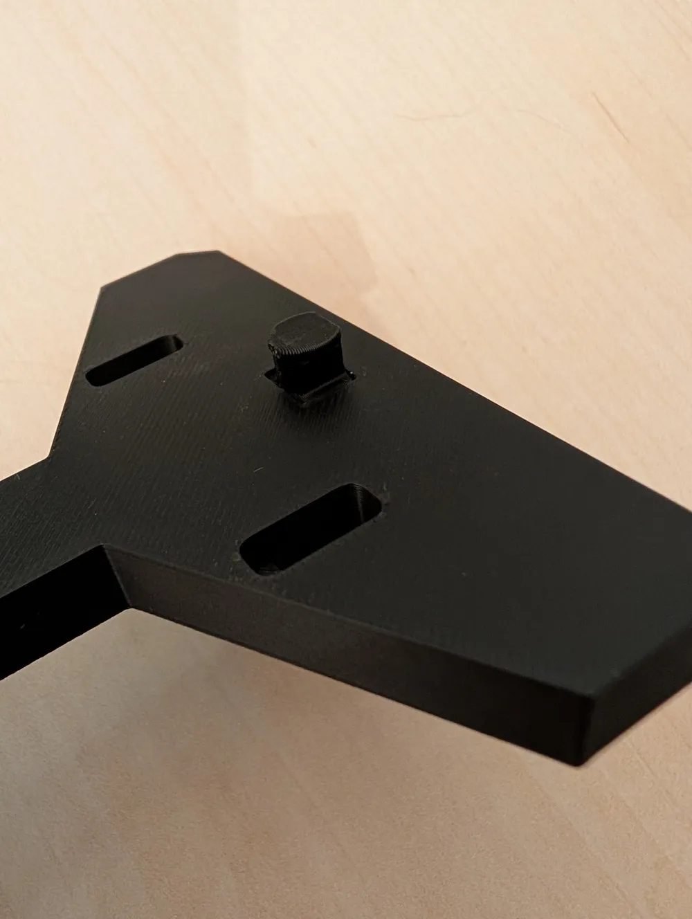 Ryobi BCL14181H ONE+ charger skadis mount - Free 3D Print Model ...