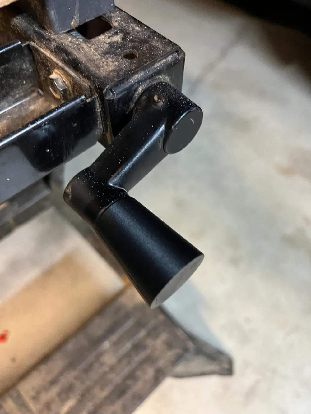 Black & Decker Workmate Handle V2 Remixed by Longracks Labs - MakerWorld