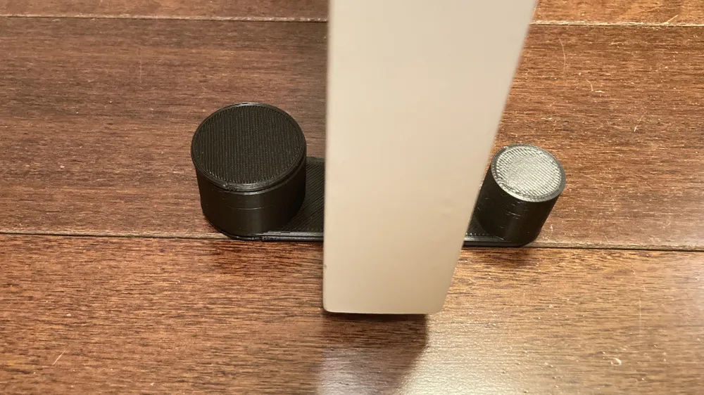 Rotating Door Stop With Retainer by rh45 - MakerWorld