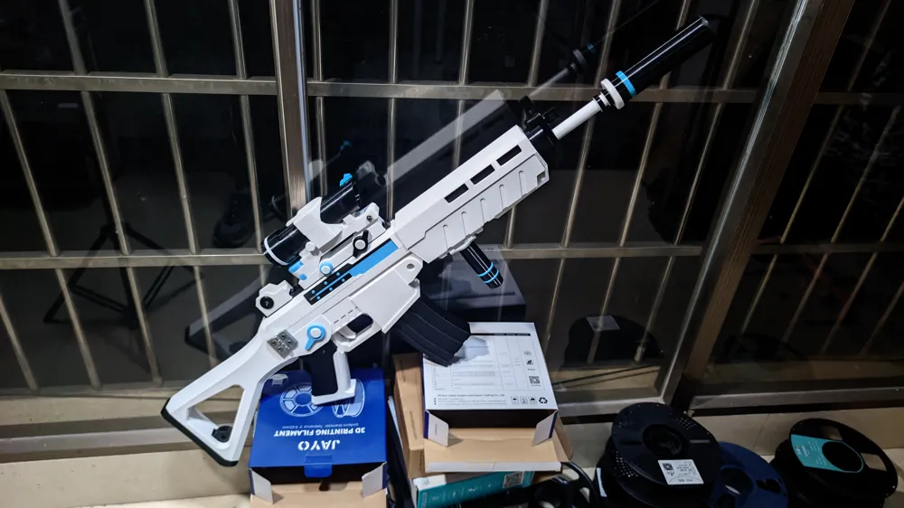 Shiroko Sunaookami's Signature Weapon "WHITE FANG 465" by edwest2003 ...