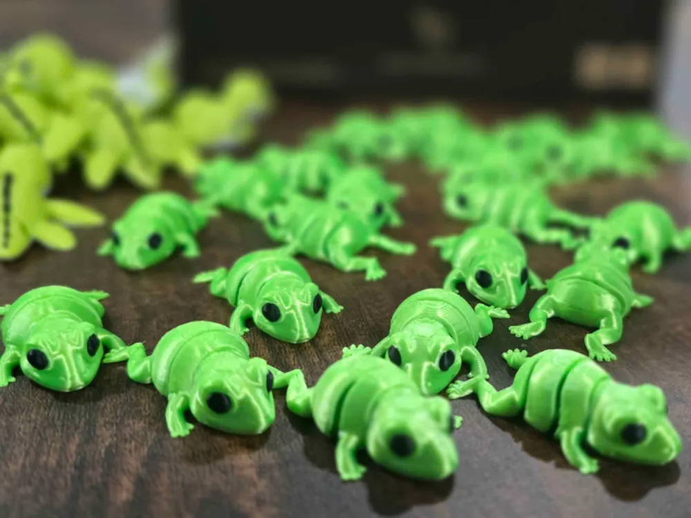 Flexi Frog - Free 3D Print Model - MakerWorld
